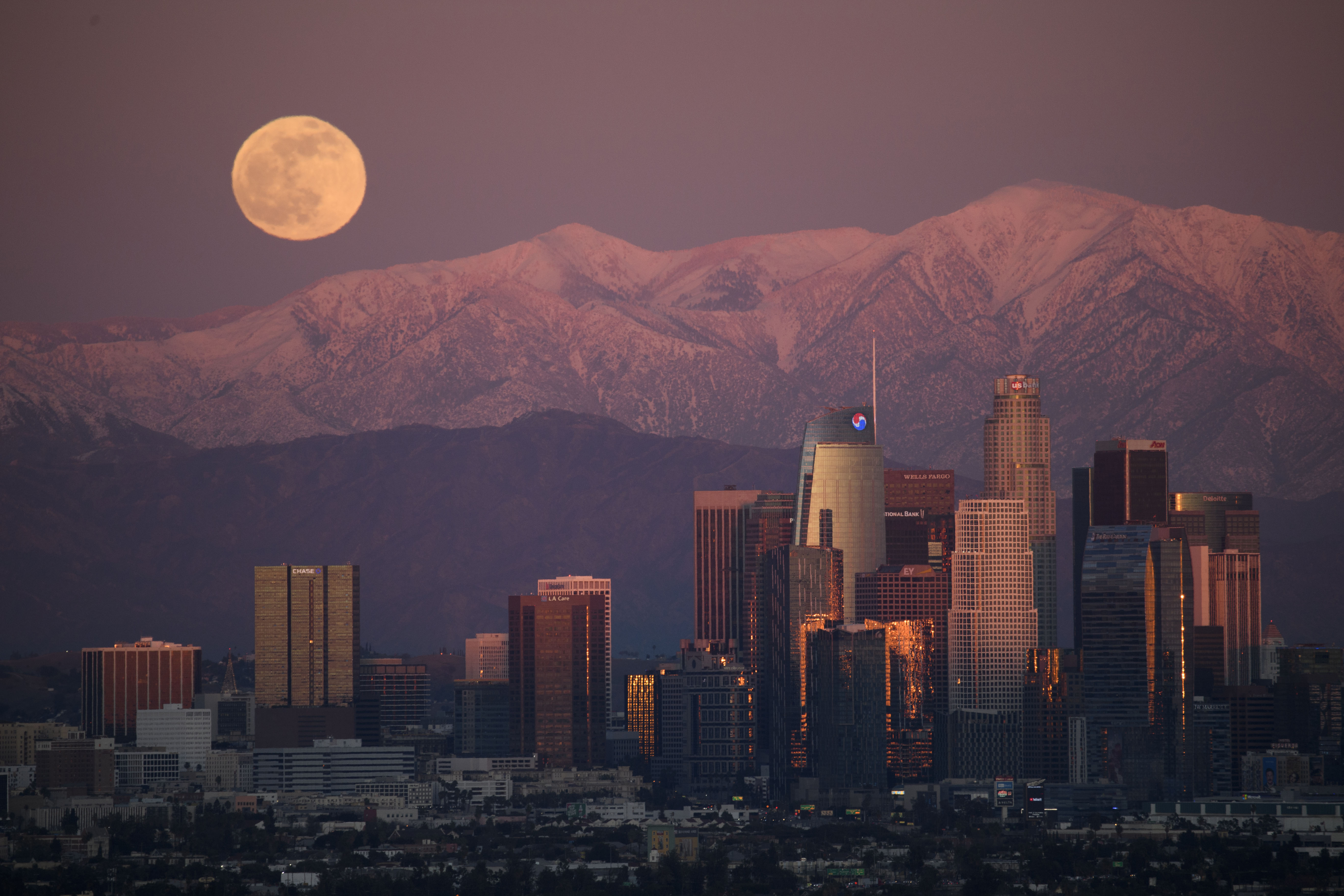 Video of object hitting Moon was created by digital artist | Fact Check