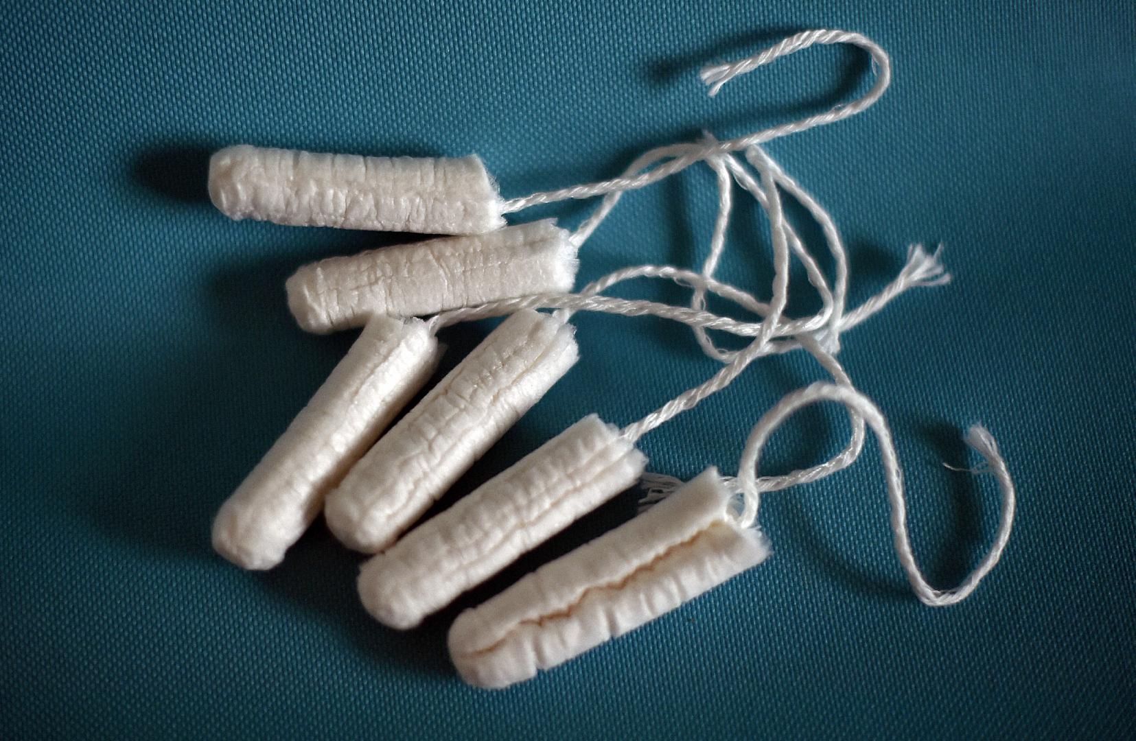 No evidence titanium dioxide in tampon strings causes cancer | Fact Check