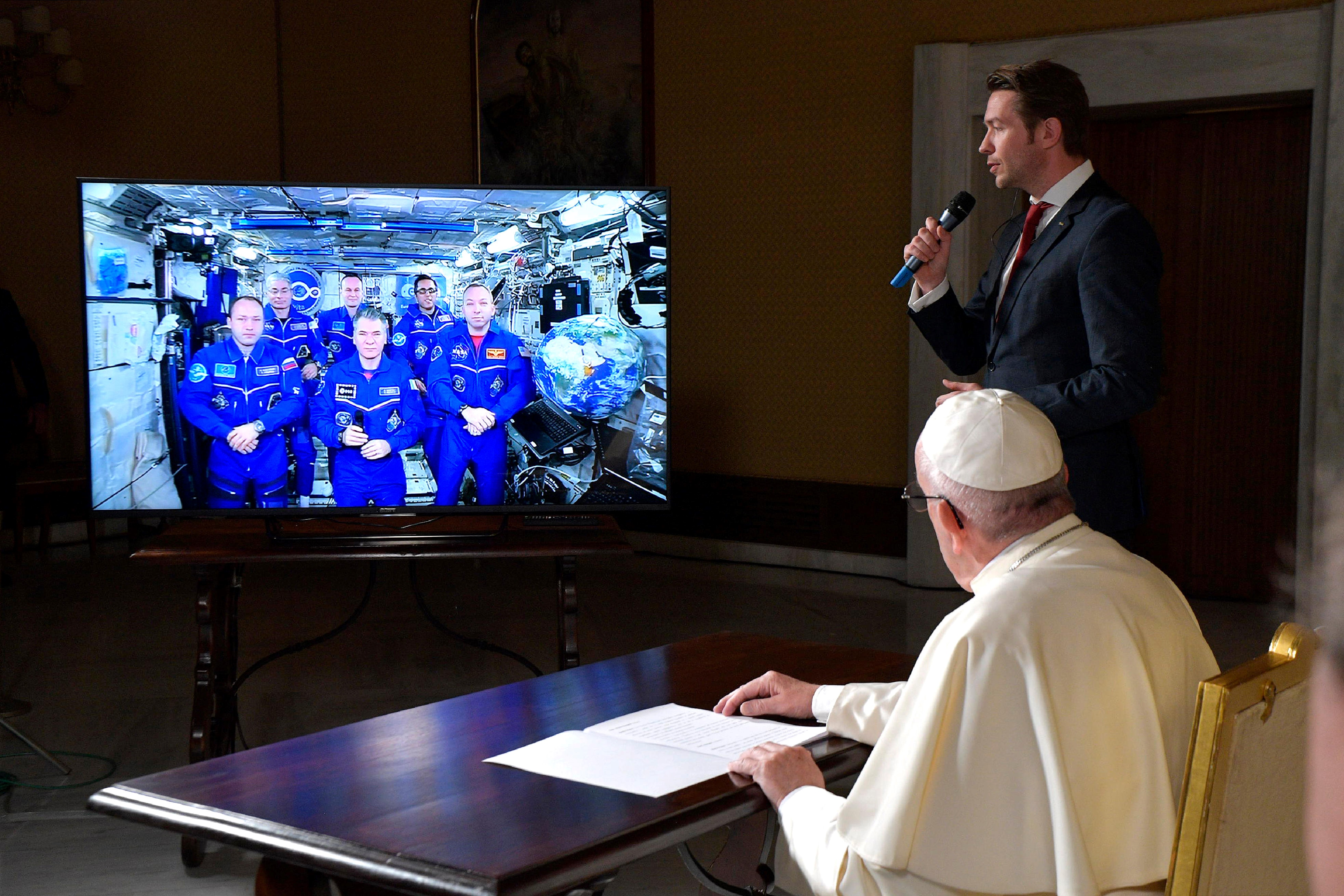 Facebook posts exaggerate the Pope’s involvement in NASA space missions ...