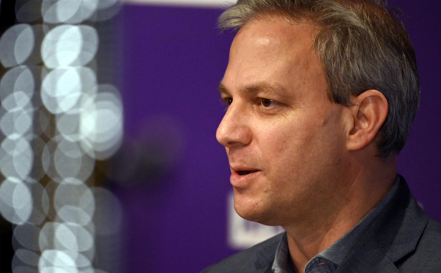 Misleading posts distort Australian health official's message about ...